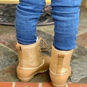 Shoeroom21 boutique | Shoes | New Girls Gold Glitter Duck Boots | Poshmark